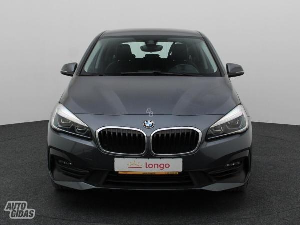 Grey BMW 218 Active Tourer 2019 in Vilnius, with an engine capacity of 1.50 L and mileage of 191 thousand km for 13399 €, photo 3 on AUTOMOTO.COM.LV