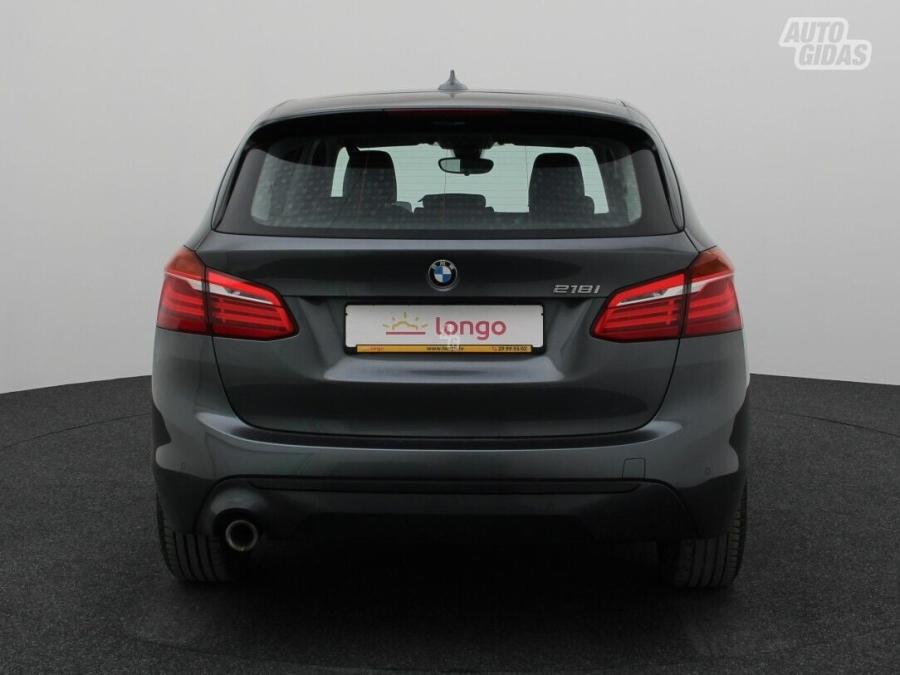 Grey BMW 218 Active Tourer 2019 in Vilnius, with an engine capacity of 1.50 L and mileage of 191 thousand km for 13399 €, photo 5 on AUTOMOTO.COM.LV