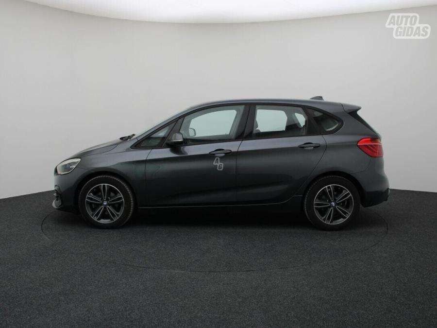 Grey BMW 218 Active Tourer 2019 in Vilnius, with an engine capacity of 1.50 L and mileage of 191 thousand km for 13399 €, photo 6 on AUTOMOTO.COM.LV