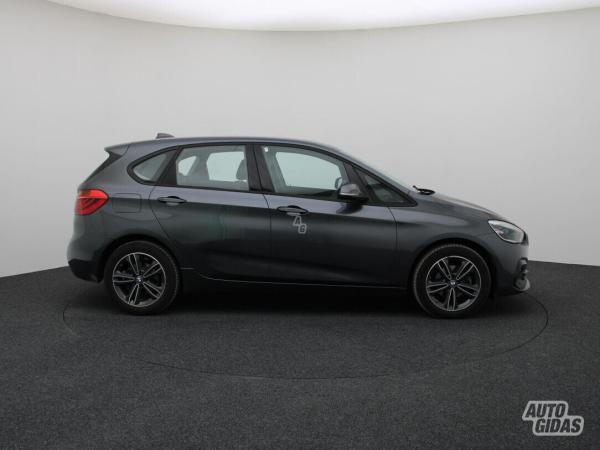 Grey BMW 218 Active Tourer 2019 in Vilnius, with an engine capacity of 1.50 L and mileage of 191 thousand km for 13399 €, photo 9 on AUTOMOTO.COM.LV