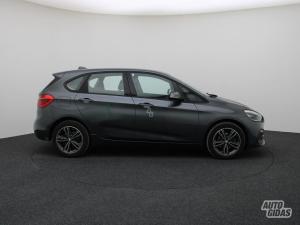 Grey BMW 218 Active Tourer 2019 in Vilnius, with an engine capacity of 1.50 L and mileage of 191 thousand km for 13399 €, photo 9 on AUTOMOTO.COM.LV