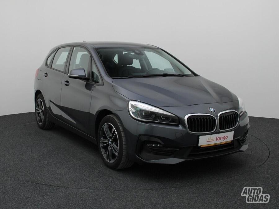 Grey BMW 218 Active Tourer 2019 in Vilnius, with an engine capacity of 1.50 L and mileage of 191 thousand km for 13399 €, photo 10 on AUTOMOTO.COM.LV