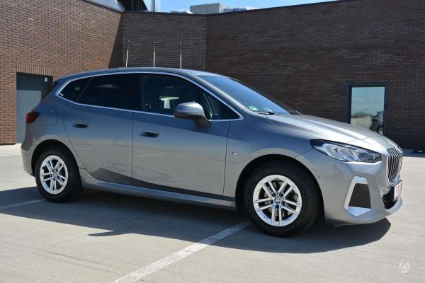 Grey BMW 218 Active Tourer 2023 in Vilnius, with an engine capacity of 1.50 L and mileage of 114 thousand km for 21900 €, photo 1 on AUTOMOTO.COM.LV