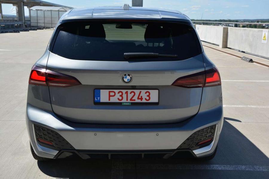 Grey BMW 218 Active Tourer 2023 in Vilnius, with an engine capacity of 1.50 L and mileage of 114 thousand km for 21900 €, photo 10 on AUTOMOTO.COM.LV