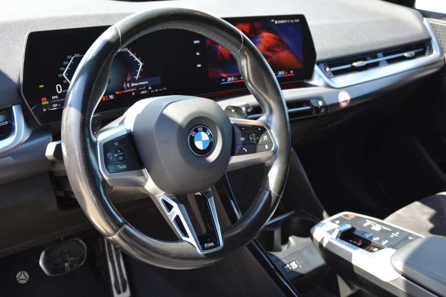 Grey BMW 218 Active Tourer 2023 in Vilnius, with an engine capacity of 1.50 L and mileage of 114 thousand km for 21900 €, photo 15 on AUTOMOTO.COM.LV