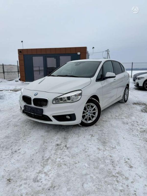 Balts BMW 218 Active Tourer 2015 Kauņa, ar dzinēja tilpumu 2.00 L un nobraukumu 192 tūkst. km par 8999 €, foto 1 vietnē AUTOMOTO.COM.LV