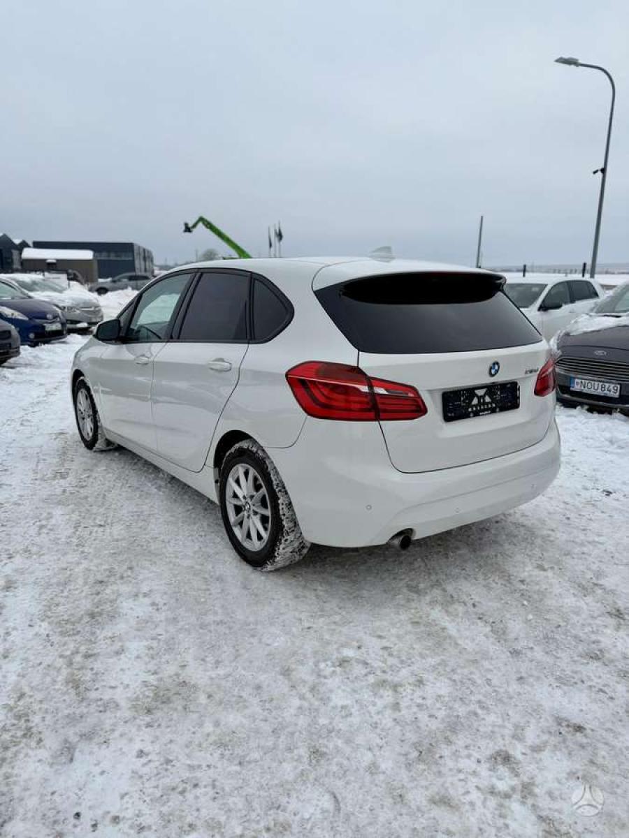 Balts BMW 218 Active Tourer 2015 Kauņa, ar dzinēja tilpumu 2.00 L un nobraukumu 192 tūkst. km par 8999 €, foto 9 vietnē AUTOMOTO.COM.LV