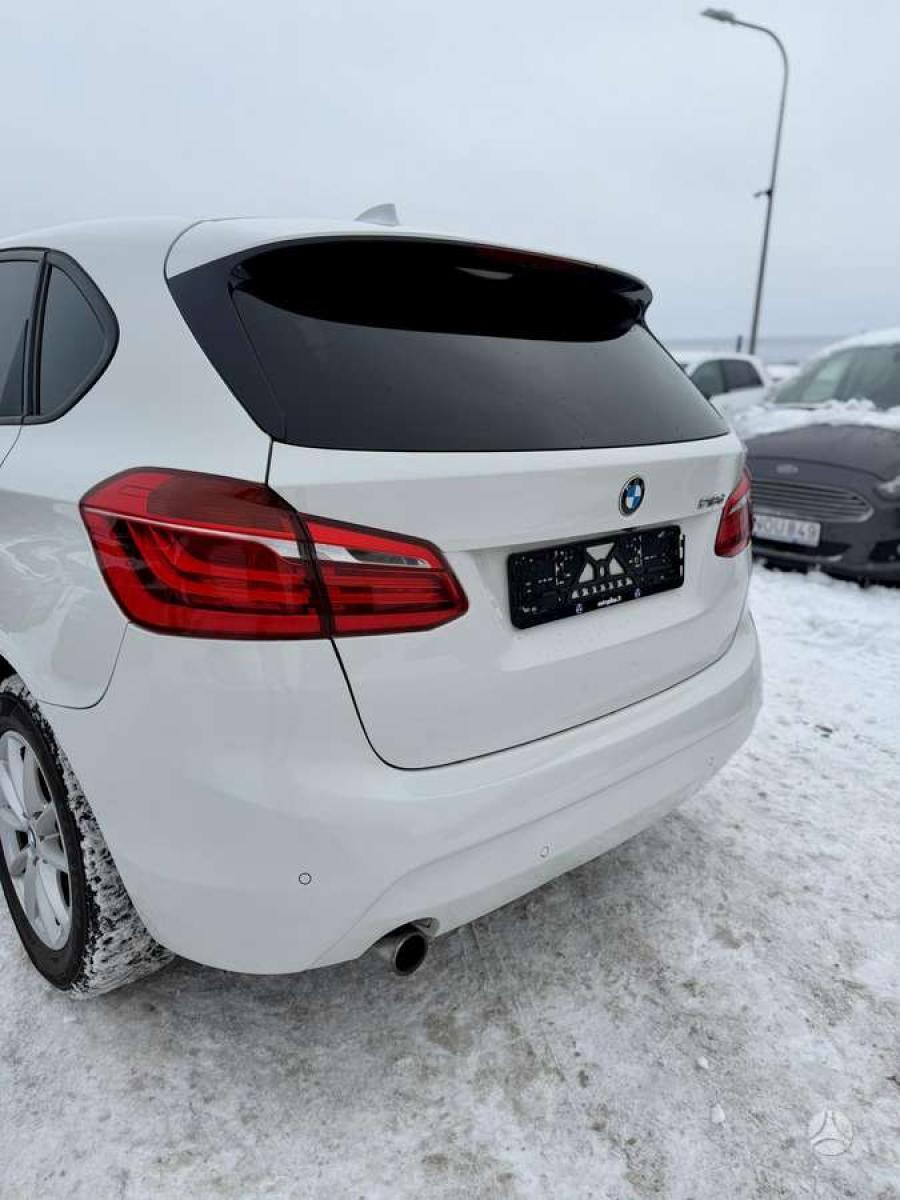 Balts BMW 218 Active Tourer 2015 Kauņa, ar dzinēja tilpumu 2.00 L un nobraukumu 192 tūkst. km par 8999 €, foto 11 vietnē AUTOMOTO.COM.LV