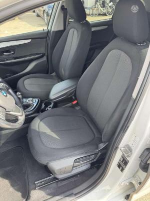 White BMW 218 Active Tourer 2016 in Utena, with an engine capacity of 1.50 L and mileage of 270 thousand km for 6250 €, photo 14 on AUTOMOTO.COM.LV