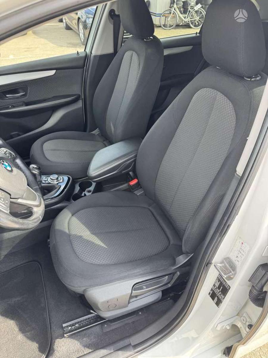 White BMW 218 Active Tourer 2016 in Utena, with an engine capacity of 1.50 L and mileage of 270 thousand km for 6250 €, photo 14 on AUTOMOTO.COM.LV