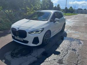 Balts BMW 218 Active Tourer 2024 Panevēža, ar dzinēja tilpumu 2.00 L un nobraukumu 27 tūkst. km par 22000 €, foto  vietnē AUTOMOTO.COM.LV