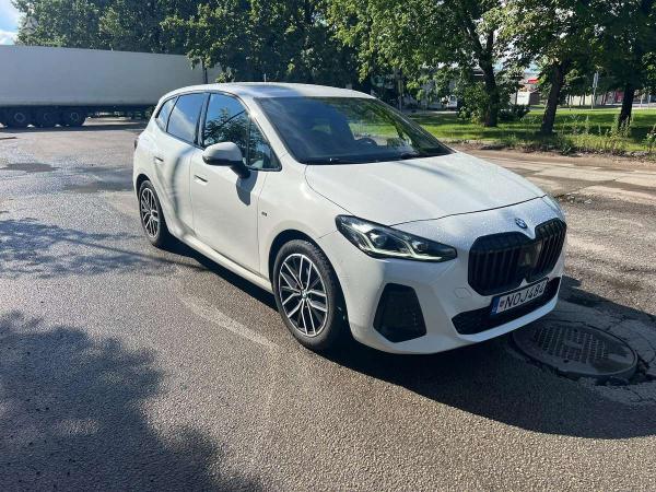 Balts BMW 218 Active Tourer 2024 Panevēža, ar dzinēja tilpumu 2.00 L un nobraukumu 27 tūkst. km par 21000 €, foto 2 vietnē AUTOMOTO.COM.LV