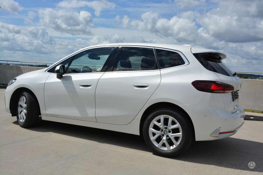 Balts BMW 218 Active Tourer 2024 Viļņa, ar dzinēja tilpumu 1.50 L un nobraukumu 78 tūkst. km par 20000 €, foto 19 vietnē AUTOMOTO.COM.LV