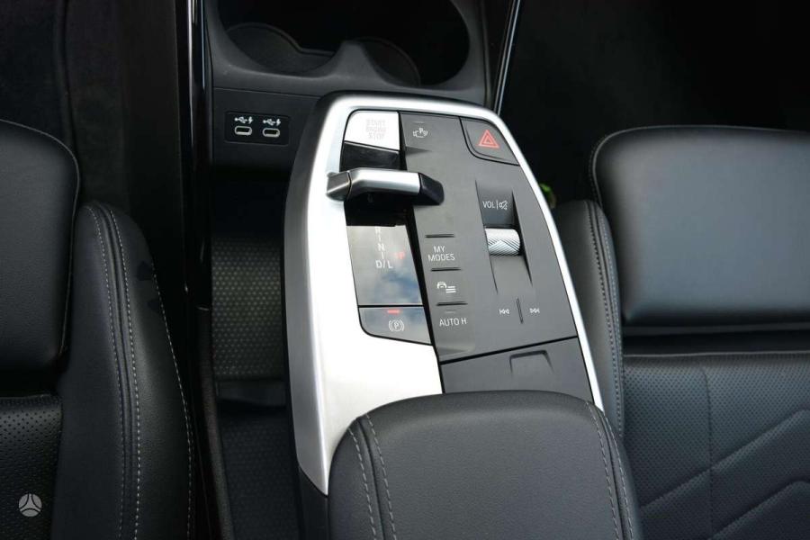 Balts BMW 218 Active Tourer 2024 Viļņa, ar dzinēja tilpumu 1.50 L un nobraukumu 78 tūkst. km par 20000 €, foto 24 vietnē AUTOMOTO.COM.LV