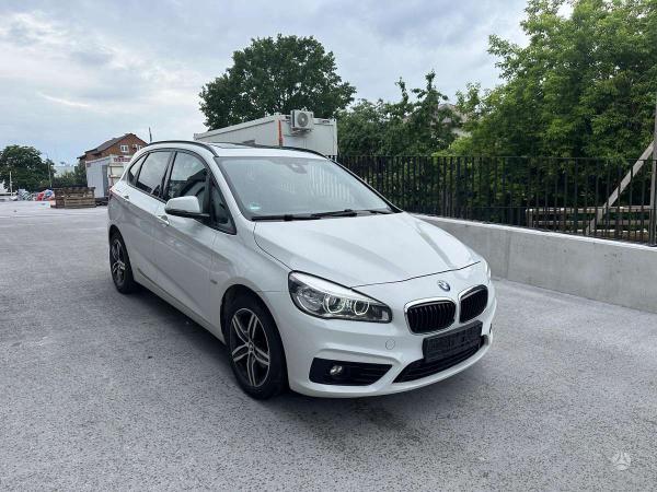 Balts BMW 218 Active Tourer 2015 Kauņa, ar dzinēja tilpumu 2.00 L un nobraukumu 128 tūkst. km par 9980 €, foto 3 vietnē AUTOMOTO.COM.LV