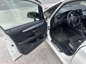 Белый БМВ 218 Active Tourer 2015 в Каунас, объемом двигателя 2.00 л и пробегом 128 тыс. км за 9980 €, фото 11 на AUTOMOTO.COM.LV