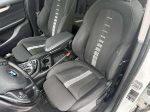 Белый БМВ 218 Active Tourer 2015 в Каунас, объемом двигателя 2.00 л и пробегом 128 тыс. км за 9980 €, фото 12 на AUTOMOTO.COM.LV