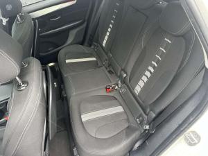 Белый БМВ 218 Active Tourer 2015 в Каунас, объемом двигателя 2.00 л и пробегом 128 тыс. км за 9980 €, фото 16 на AUTOMOTO.COM.LV