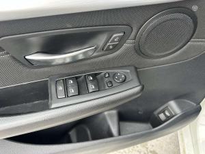 Белый БМВ 218 Active Tourer 2015 в Каунас, объемом двигателя 2.00 л и пробегом 128 тыс. км за 9980 €, фото 27 на AUTOMOTO.COM.LV