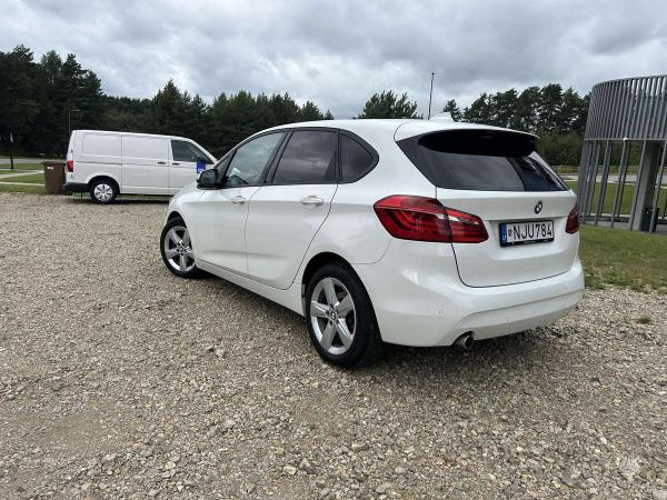 Balts BMW 218 Active Tourer 2015 Viļņa, ar dzinēja tilpumu 2.00 L un nobraukumu 268 tūkst. km par 7450 €, foto 11 vietnē AUTOMOTO.COM.LV