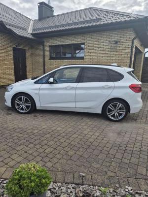 Белый БМВ 218 Active Tourer 2015 в Куршенай, объемом двигателя 2.00 л и пробегом 287 тыс. км за 7500 €, фото 9 на AUTOMOTO.COM.LV