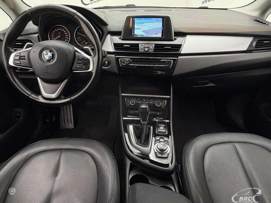 White BMW 218 Active Tourer 2016 in Vilnius, with an engine capacity of 2.00 L and mileage of 416 thousand km for 6800 €, photo 15 on AUTOMOTO.COM.LV