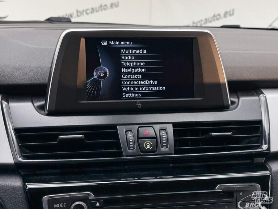 Белый БМВ 218 Active Tourer 2016 в Авиженяй, объемом двигателя 2.00 л и пробегом 416 тыс. км за 6800 €, фото 37 на AUTOMOTO.COM.LV