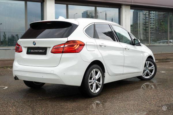Balts BMW 218 Active Tourer 2016 Viļņa, ar dzinēja tilpumu 2.00 L un nobraukumu 113 tūkst. km par 9999 €, foto 4 vietnē AUTOMOTO.COM.LV