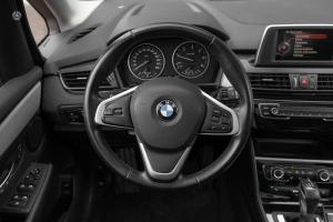 White BMW 218 Active Tourer 2016 in Vilnius, with an engine capacity of 2.00 L and mileage of 113 thousand km for 9999 €, photo 16 on AUTOMOTO.COM.LV