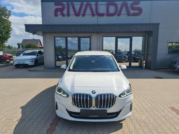 BMW 218 Active Tourer 2022 Šauļi vietnē Balts BMW 218 Active Tourer 2022 Šauļi, ar dzinēja tilpumu 2.00 L un nobraukumu 122 tūkst. km par 20500 €, foto 1 vietnē AUTOMOTO.COM.LV