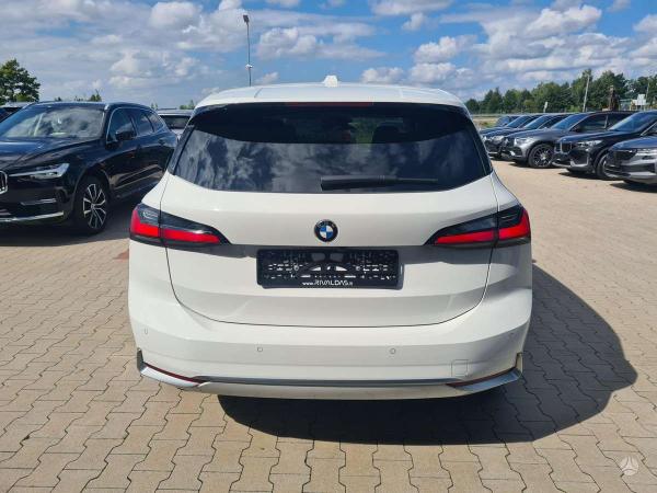 BMW 218 Active Tourer 2022 Šauļi vietnē Balts BMW 218 Active Tourer 2022 Šauļi, ar dzinēja tilpumu 2.00 L un nobraukumu 122 tūkst. km par 20500 €, foto 9 vietnē AUTOMOTO.COM.LV