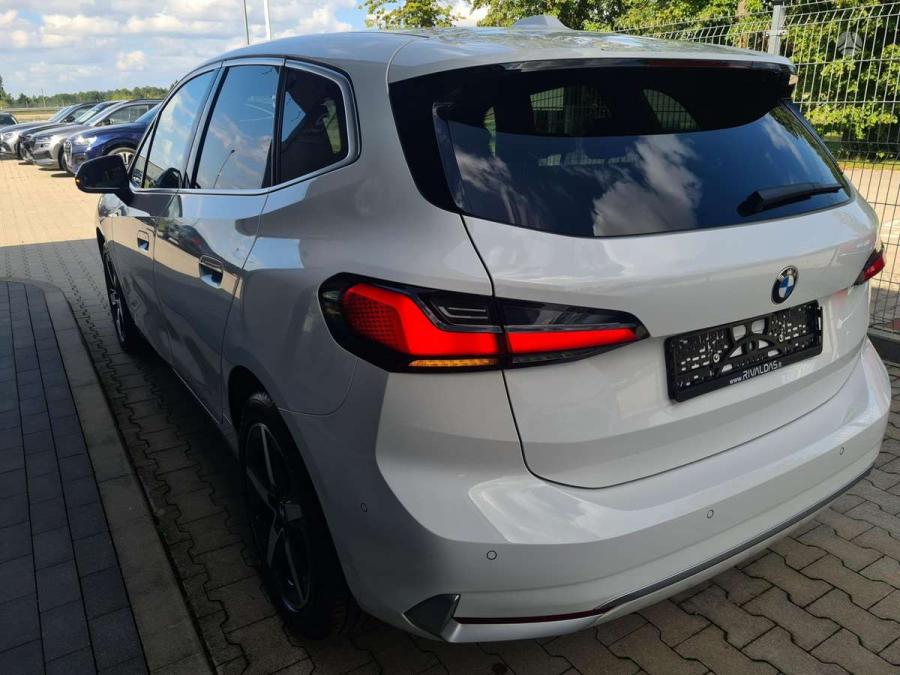Balts BMW 218 Active Tourer 2022 Šauļi, ar dzinēja tilpumu 2.00 L un nobraukumu 122 tūkst. km par 20500 €, foto 12 vietnē AUTOMOTO.COM.LV