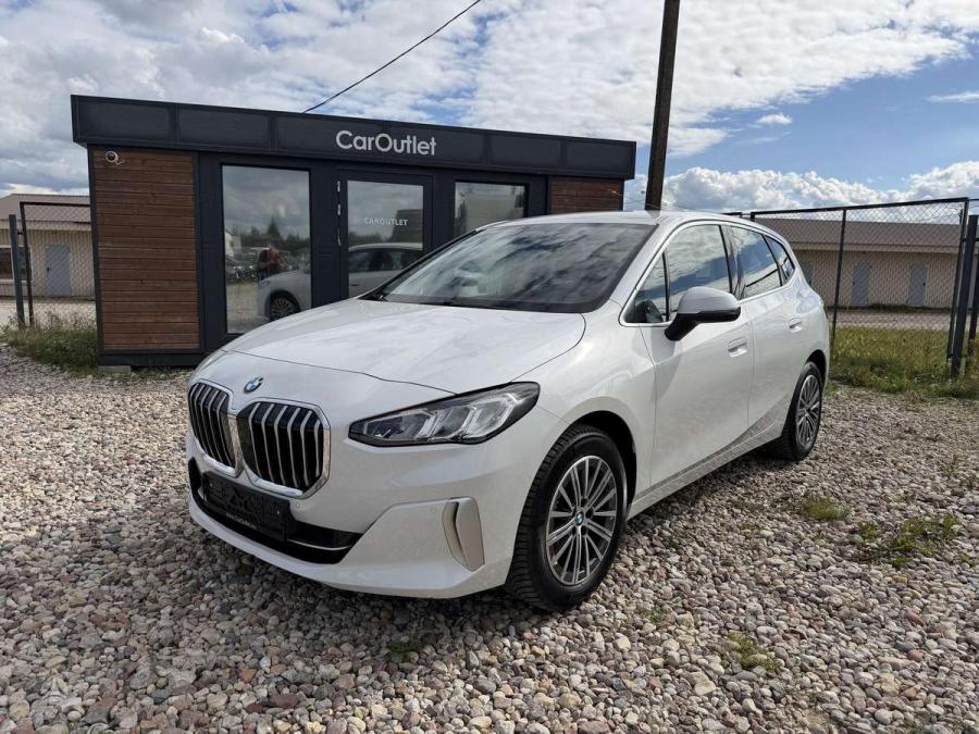 Balts BMW 218 Active Tourer 2023 Viļņa, ar dzinēja tilpumu 1.50 L un nobraukumu 73 tūkst. km par 19844 €, foto 1 vietnē AUTOMOTO.COM.LV