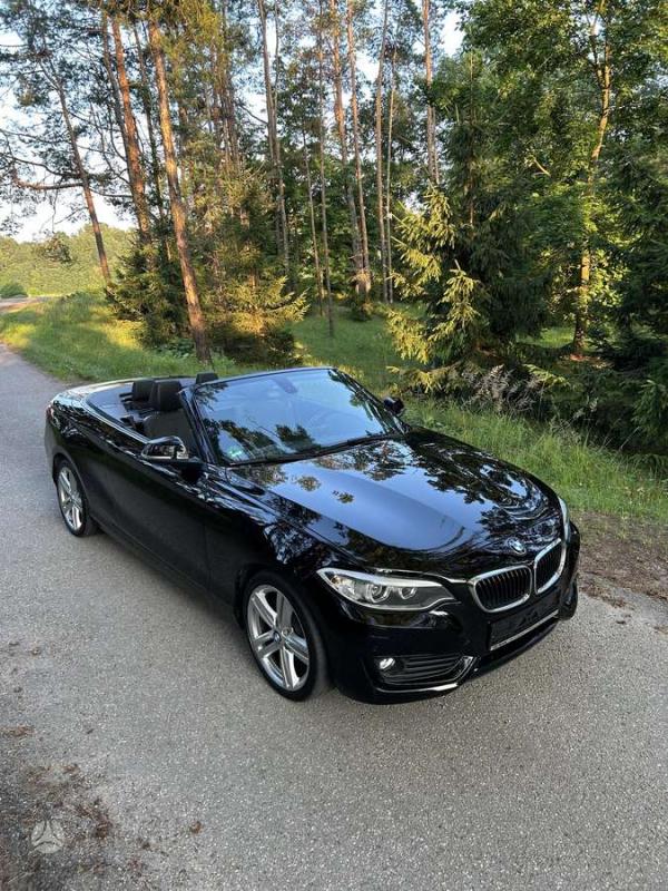 Black BMW 218 2015 in Kaunas, with an engine capacity of 2.00 L and mileage of 184 thousand km for 12900 €, photo 6 on AUTOMOTO.COM.LV