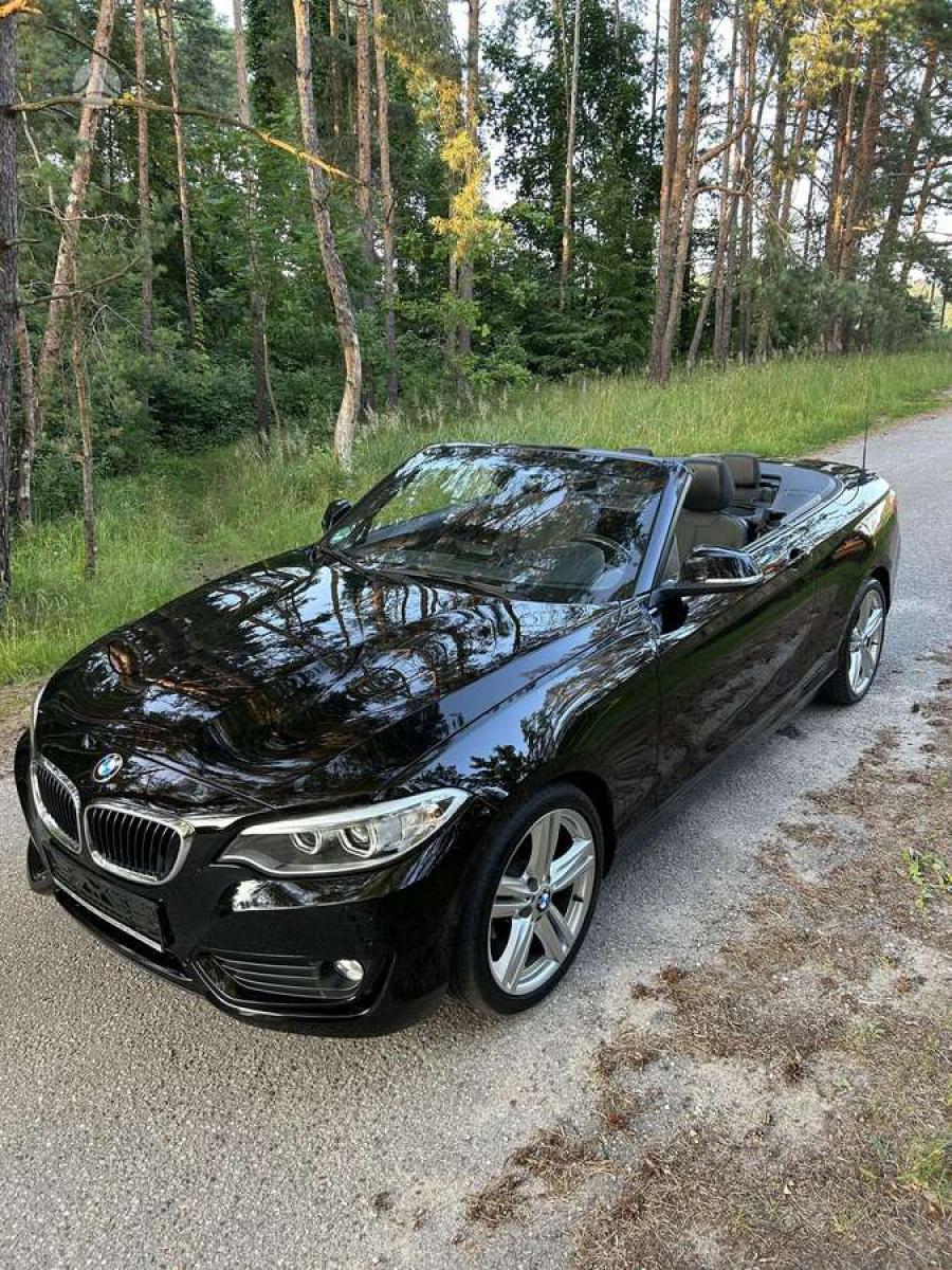 Black BMW 218 2015 in Kaunas, with an engine capacity of 2.00 L and mileage of 184 thousand km for 12900 €, photo 16 on AUTOMOTO.COM.LV