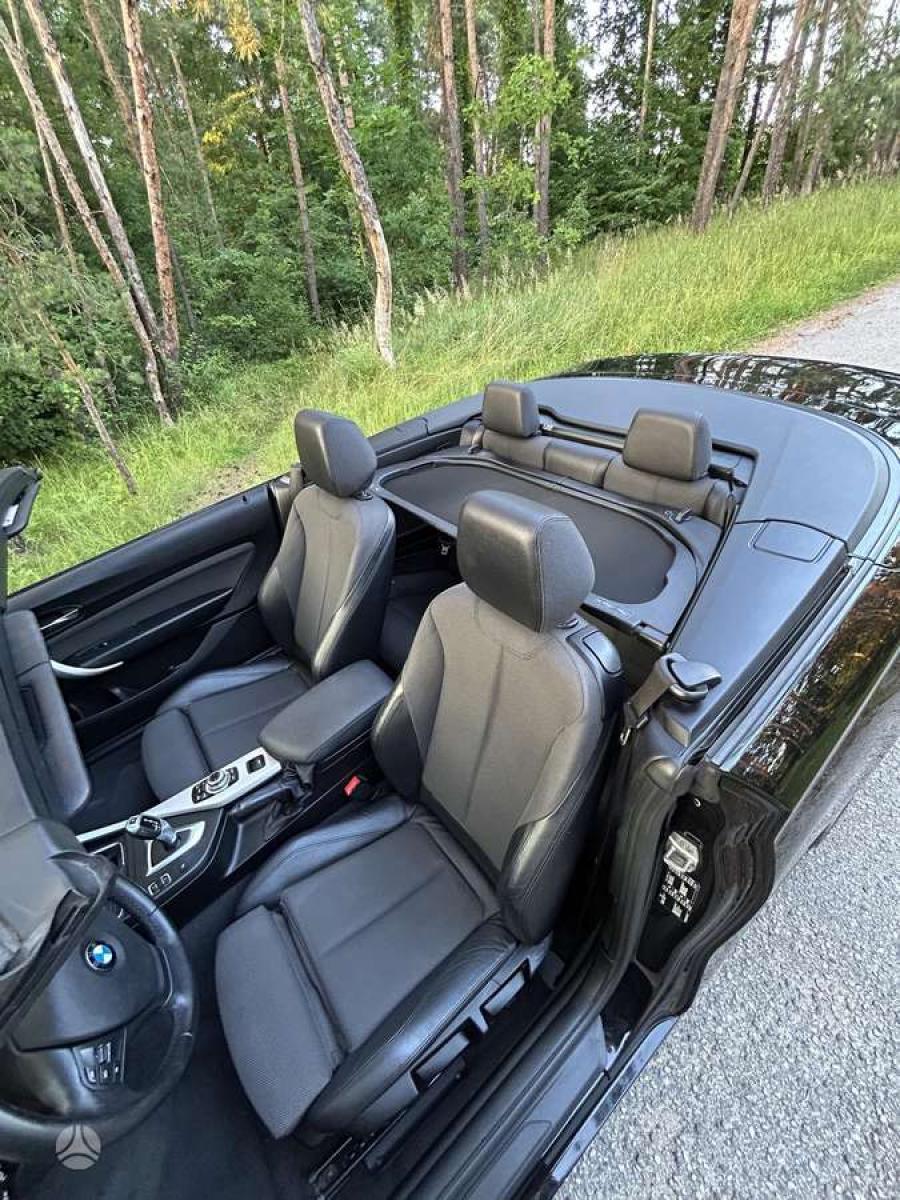 Black BMW 218 2015 in Kaunas, with an engine capacity of 2.00 L and mileage of 184 thousand km for 12900 €, photo 18 on AUTOMOTO.COM.LV