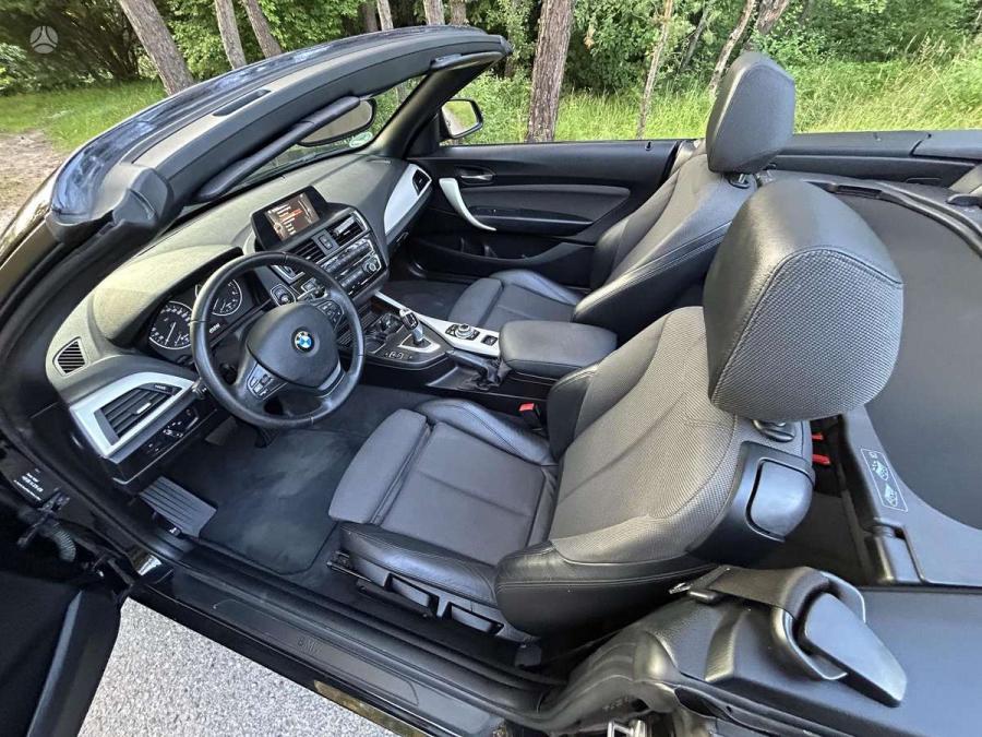 Black BMW 218 2015 in Kaunas, with an engine capacity of 2.00 L and mileage of 184 thousand km for 12900 €, photo 21 on AUTOMOTO.COM.LV