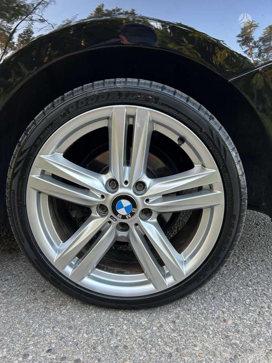 Black BMW 218 2015 in Kaunas, with an engine capacity of 2.00 L and mileage of 184 thousand km for 12900 €, photo 27 on AUTOMOTO.COM.LV