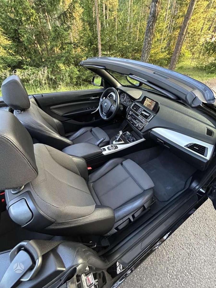 Black BMW 218 2015 in Kaunas, with an engine capacity of 2.00 L and mileage of 184 thousand km for 12900 €, photo 35 on AUTOMOTO.COM.LV