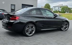Black BMW 218 2015 in Druskininkai, with an engine capacity of 2.00 L and mileage of 179 thousand km for 12950 €, photo 5 on AUTOMOTO.COM.LV