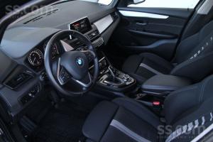 Black BMW 218 2018 in Riga, with an engine capacity of 2.00 L and mileage of 159 thousand km for 13900 €, photo 6 on AUTOMOTO.COM.LV