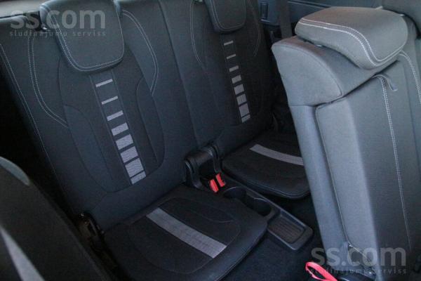 Black BMW 218 2018 in Riga, with an engine capacity of 2.00 L and mileage of 159 thousand km for 13900 €, photo 9 on AUTOMOTO.COM.LV