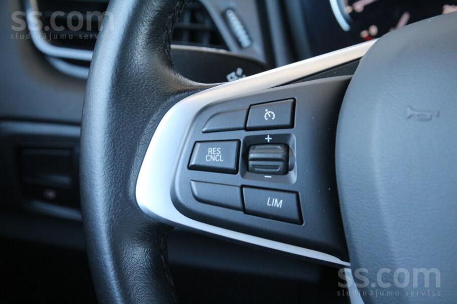 Black BMW 218 2018 in Riga, with an engine capacity of 2.00 L and mileage of 159 thousand km for 13900 €, photo 13 on AUTOMOTO.COM.LV
