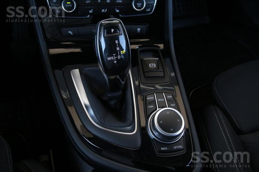 Black BMW 218 2018 in Riga, with an engine capacity of 2.00 L and mileage of 159 thousand km for 13900 €, photo 18 on AUTOMOTO.COM.LV