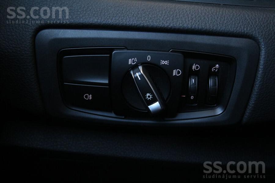 Black BMW 218 2018 in Riga, with an engine capacity of 2.00 L and mileage of 159 thousand km for 13900 €, photo 20 on AUTOMOTO.COM.LV