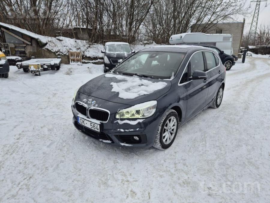 Black BMW 218 2015 in Riga, with an engine capacity of 2.00 L and mileage of 254 thousand km for 8990 €, photo 2 on AUTOMOTO.COM.LV