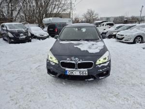 Black BMW 218 2015 in Riga, with an engine capacity of 2.00 L and mileage of 254 thousand km for 8990 €, photo 3 on AUTOMOTO.COM.LV