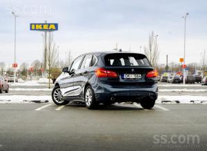 Black BMW 218 2015 in Riga, with an engine capacity of 2.00 L and mileage of 254 thousand km for 8990 €, photo 8 on AUTOMOTO.COM.LV