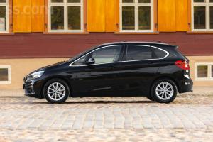 Melns BMW 218 2015 Jelgava, ar dzinēja tilpumu 2.00 L un nobraukumu 0 tūkst. km par 8990 €, foto 20 vietnē AUTOMOTO.COM.LV