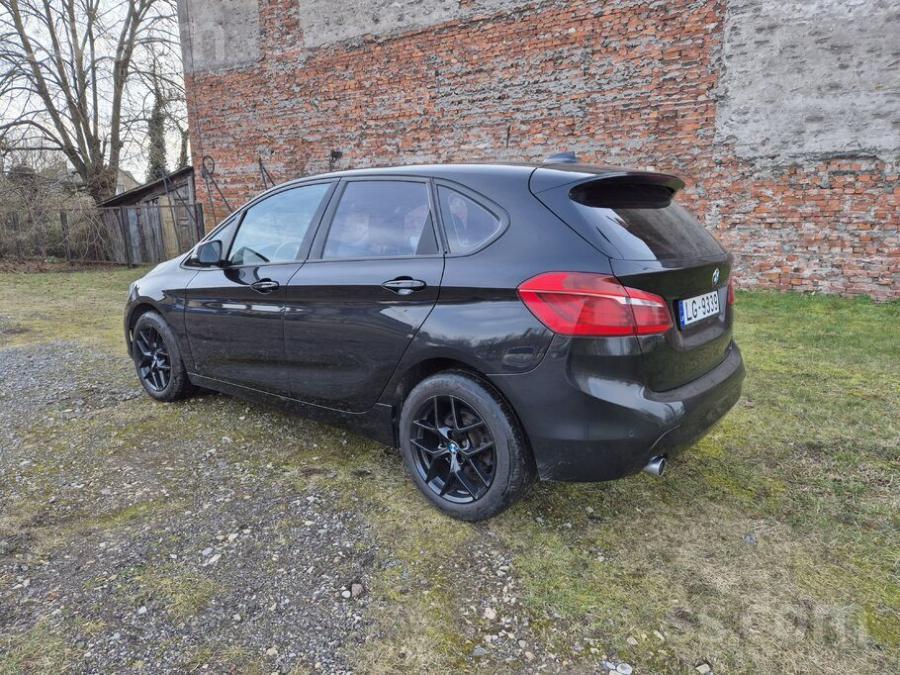 Melns BMW 218 2017 Liepāja, ar dzinēja tilpumu 1.80 L un nobraukumu 211 tūkst. km par 12500 €, foto 6 vietnē AUTOMOTO.COM.LV